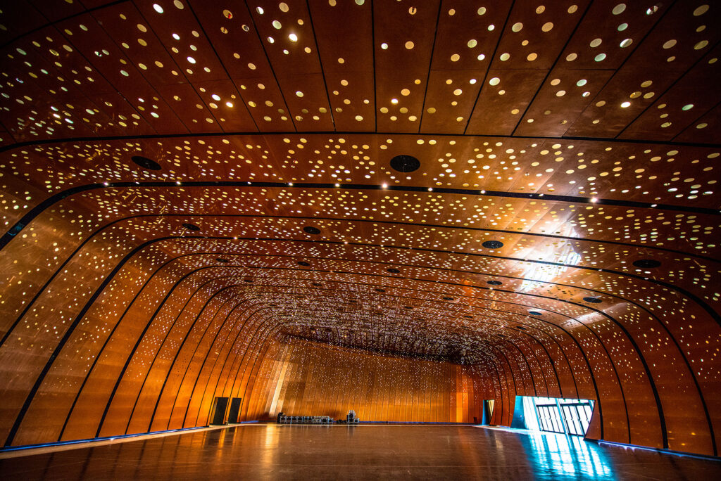 Gallery Scapes: Urban | Land | Art