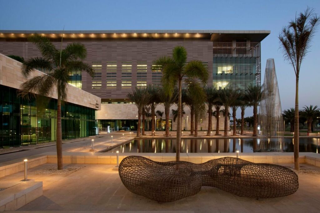 Gallery Scapes: Urban | Land | Art